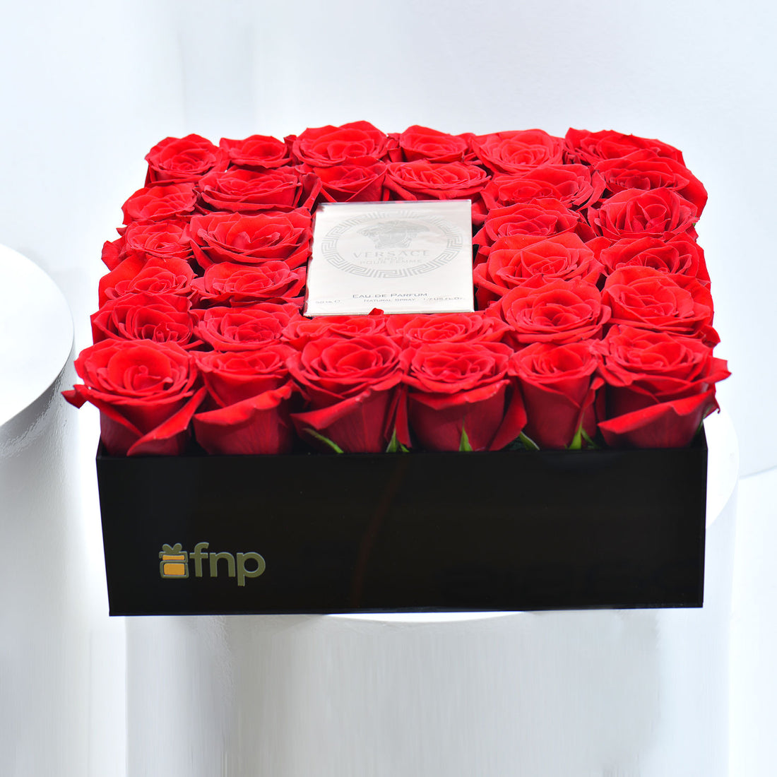 Online Versace Rose Box Extravagant Gift Delivery in Qatar - FNP QA